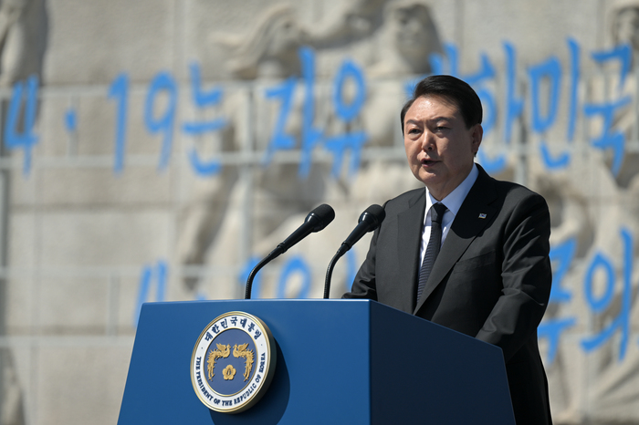 cpbc News : [취재파일] 尹 "돈에 의한 매수" 민주당 겨냥?…尹, 하버드 연설한다