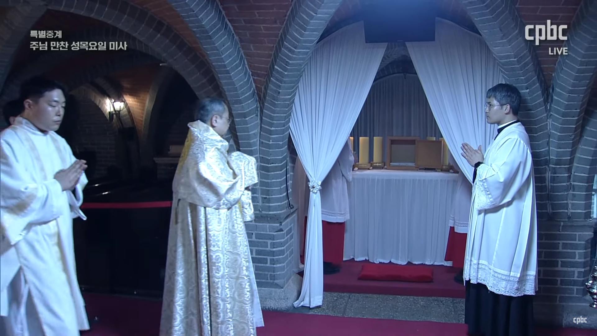 cpbc News : 손희송 주교 “어둠이 짙을수록 예수님께 눈길 돌리자”