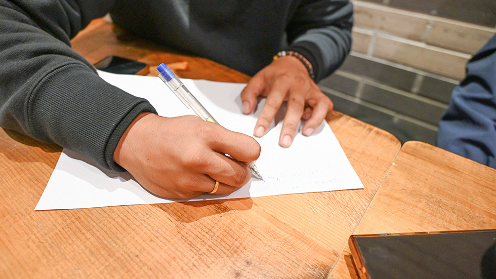 cpbc News : 미얀마 군부 아래서도 평화의 씨앗 뿌리는 청년